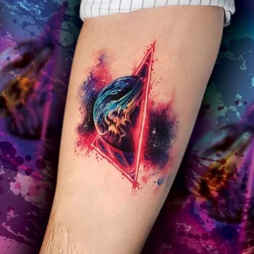 12 Amazing Space Tattoo Ideas, Symbolize The Universe's Grandeur