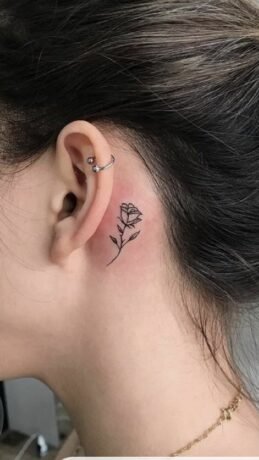 10 Beautiful Ear Tattoos That Turn Heads